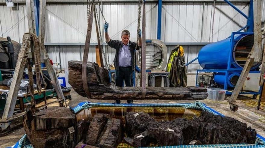 Hallan por accidente un raro ataúd de 4000 años en el Reino Unido ...